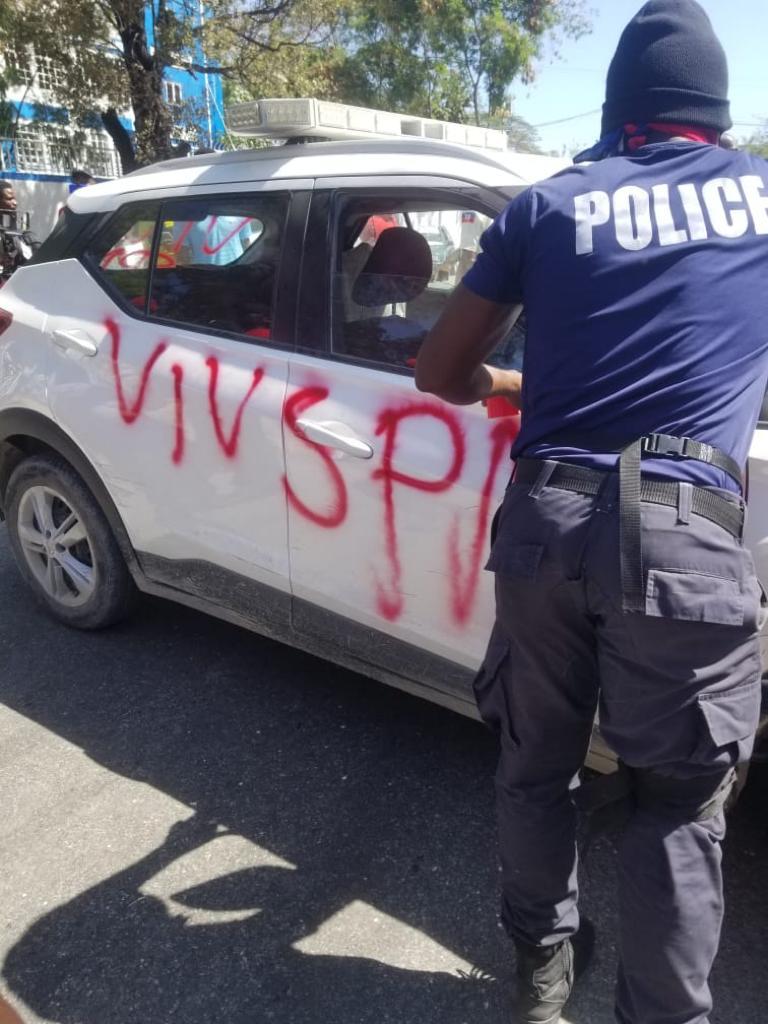 Vive tension à Delmas 2 lors de l’audition de Yanick Joseph - Haiti24