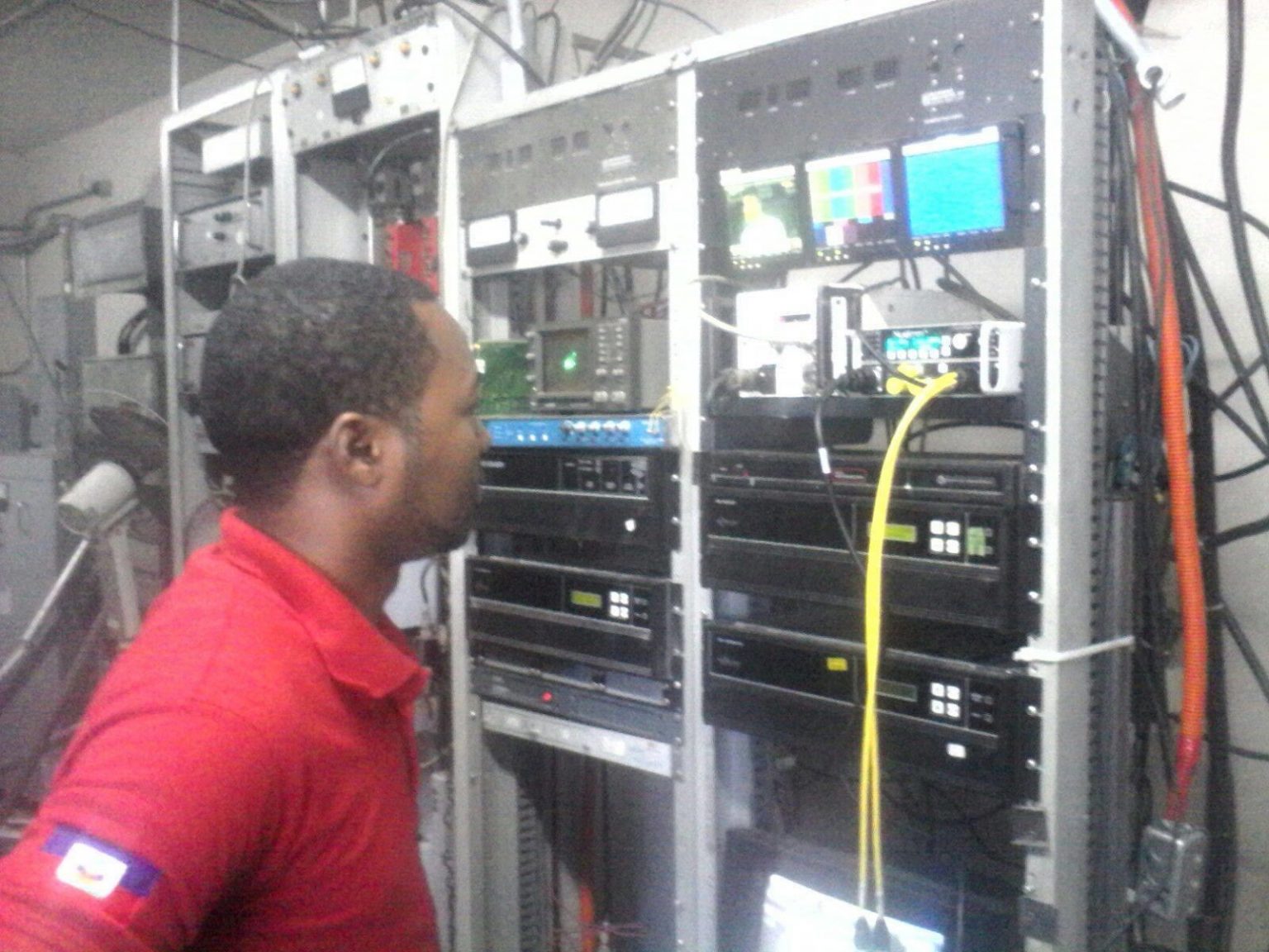 Kervens Roméus ou la passion de la technologie - Haiti24